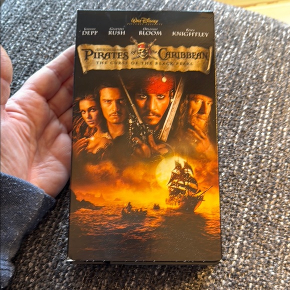 Disney | Cameras, Photo & Video | Pirates Of The Caribbean Vhs Tape ...